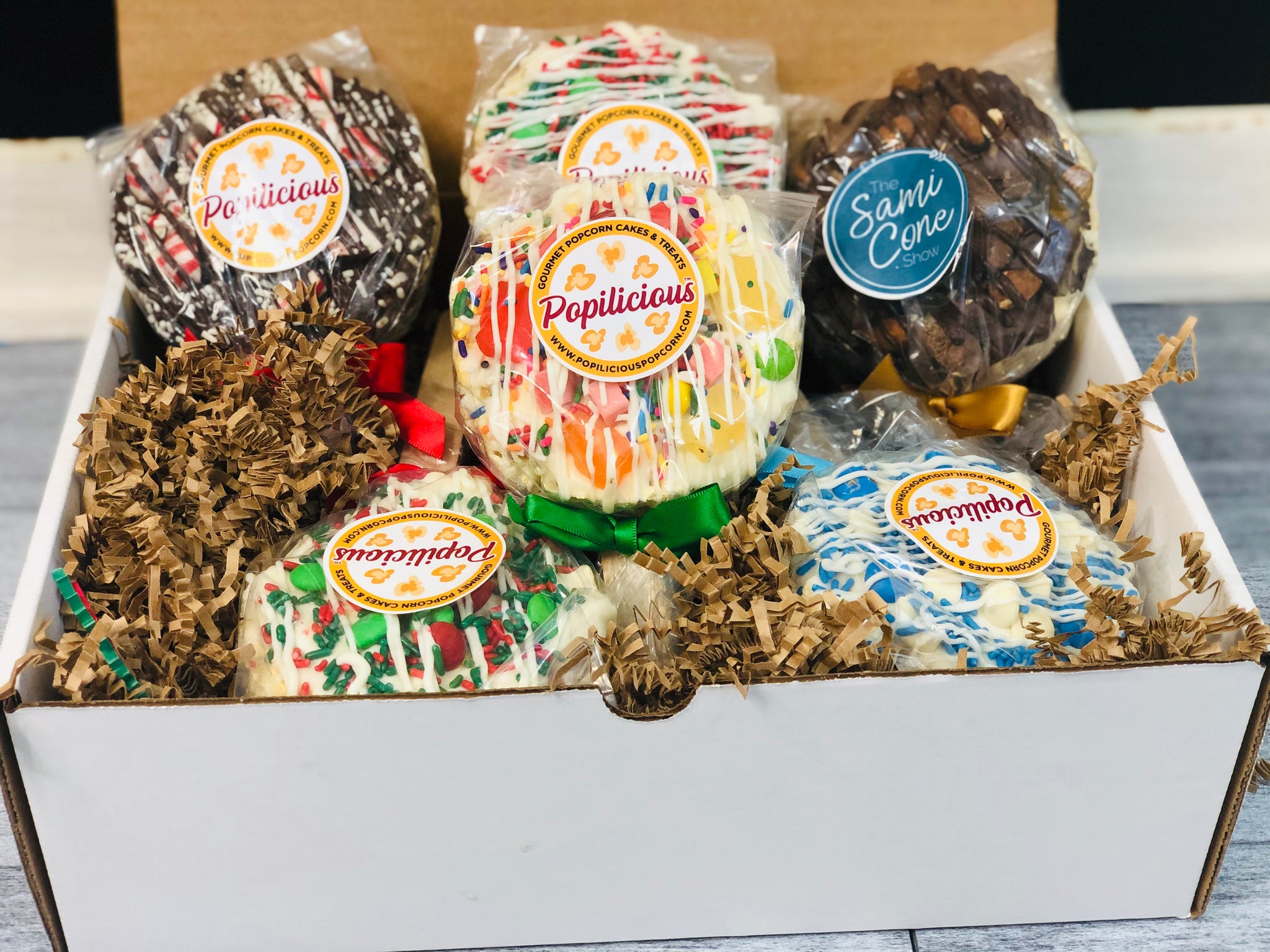 Customized Gourmet Popcorn Pops – Popilicious Popcorn
