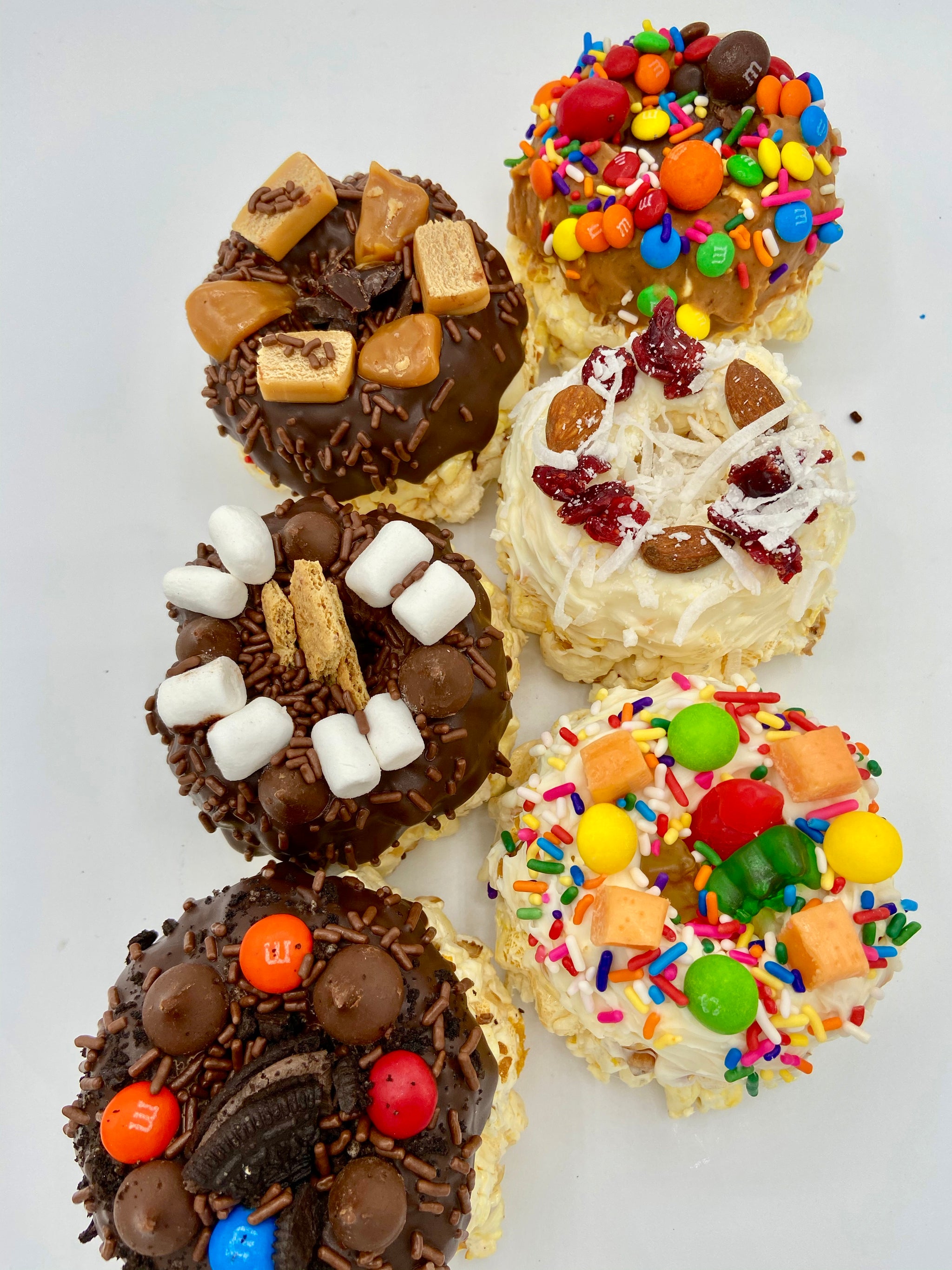 Mini Gourmet Popcorn Cake Sampler Box – Popilicious Popcorn